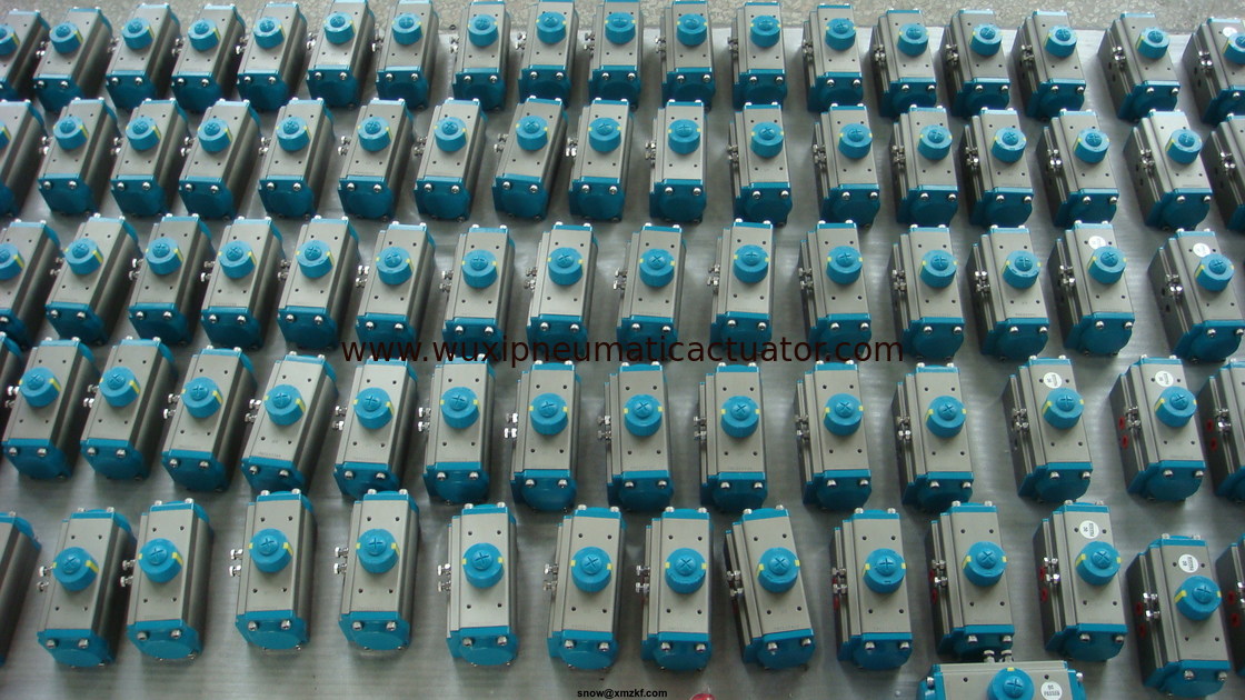 Double action or spring return rack and pinion pneumatic actuator ...